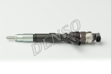 095000-5880 DENSO Common Rail Injector - Diesel Parts NZ